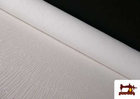 Tela de Muselina Bordada